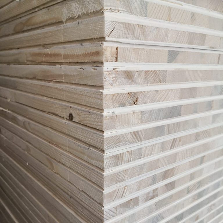 5-layer blockboard, the light and stable lumber core - Walter Aresca